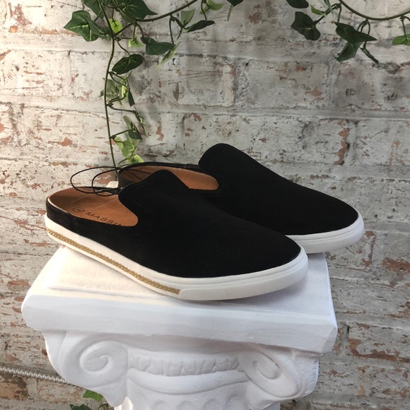 Massini | Shoes | New Massini Suede Slip Ons Super Cute Mejier | Poshmark
